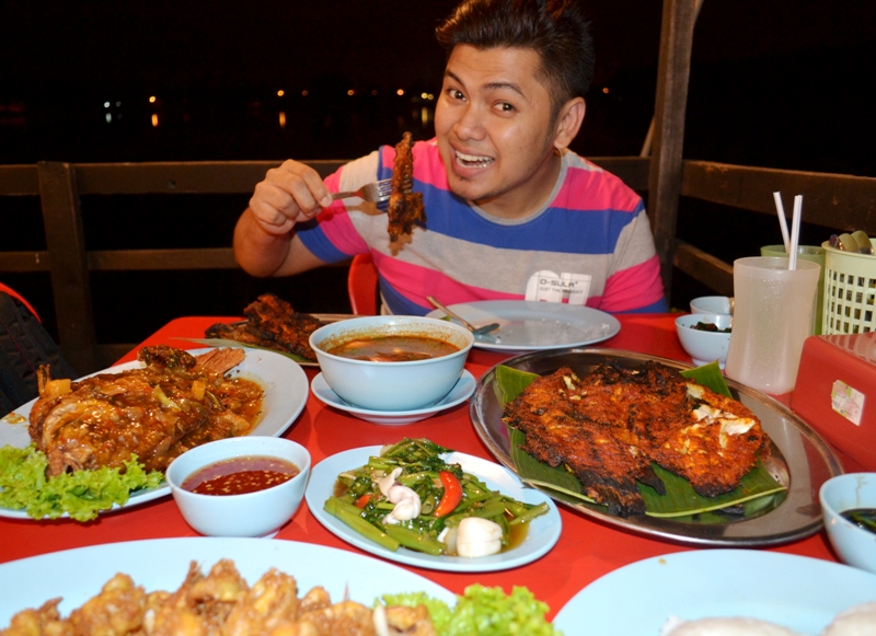 AKU JALAN AKU MAKAN: RESTORAN TASIK IDAMAN