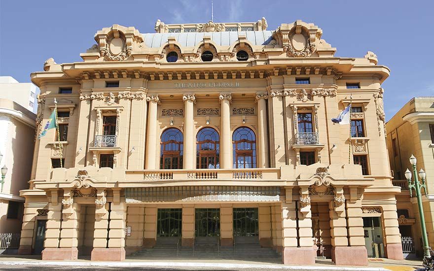 PRANCHETA DE ARQUITETO: ILUMINAÇÃO: A BELA CÚPULA DE TOMIE OTHAKE ...