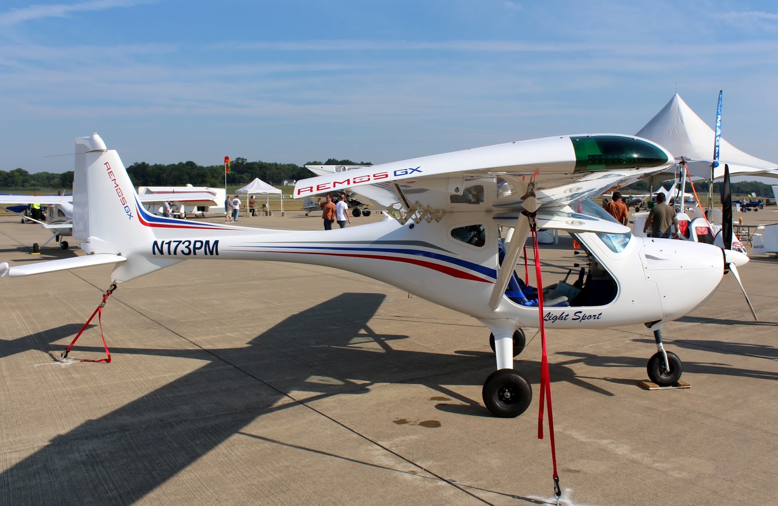 The Aero Experience: Plane & Pilot Midwest LSA Expo Brings Light Sport ...