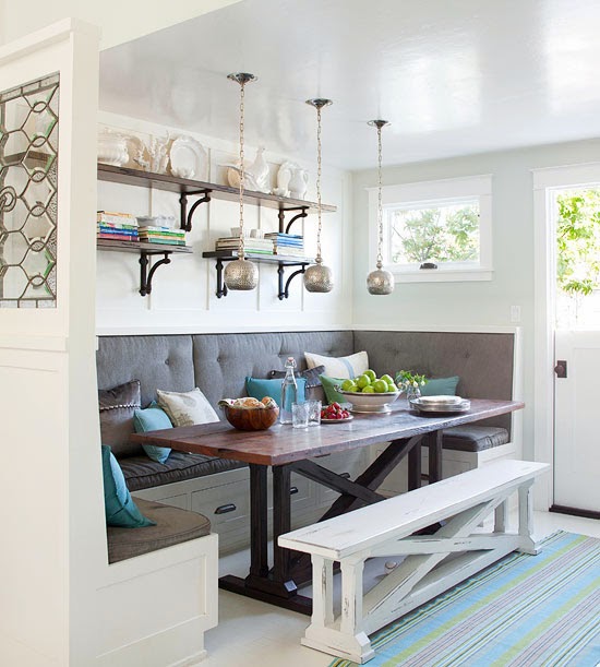 Carrie's Design Musings: A Beautiful Banquette