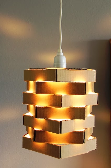 DIY : une suspension en carton recyclé ☼ - Initiales GG ...