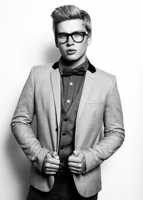 Owen Bull by HARKNESS Photography | Homotography