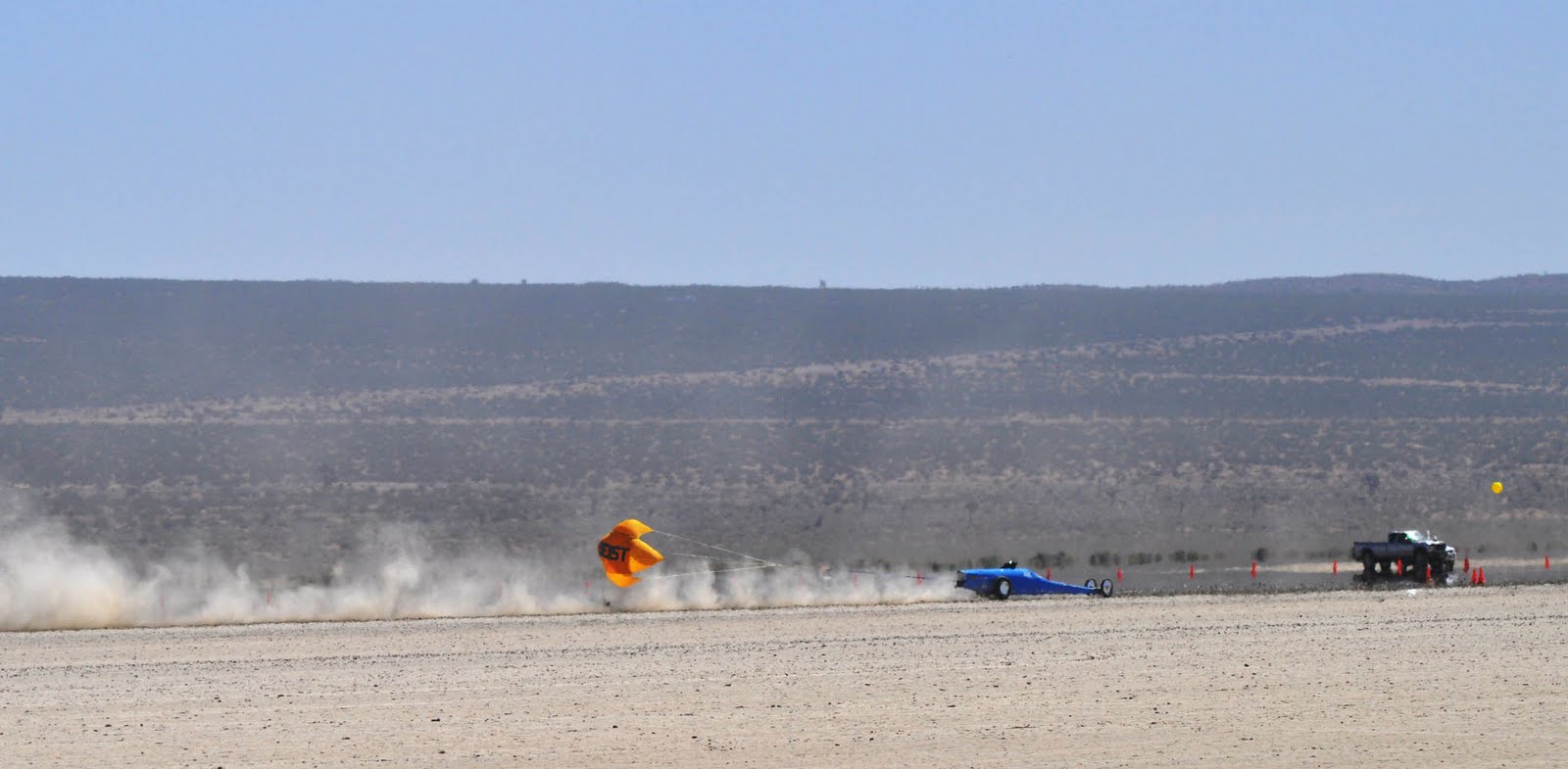 Just A Car Guy: May 14 2011 at El Mirage, dry lakes racing from start ...