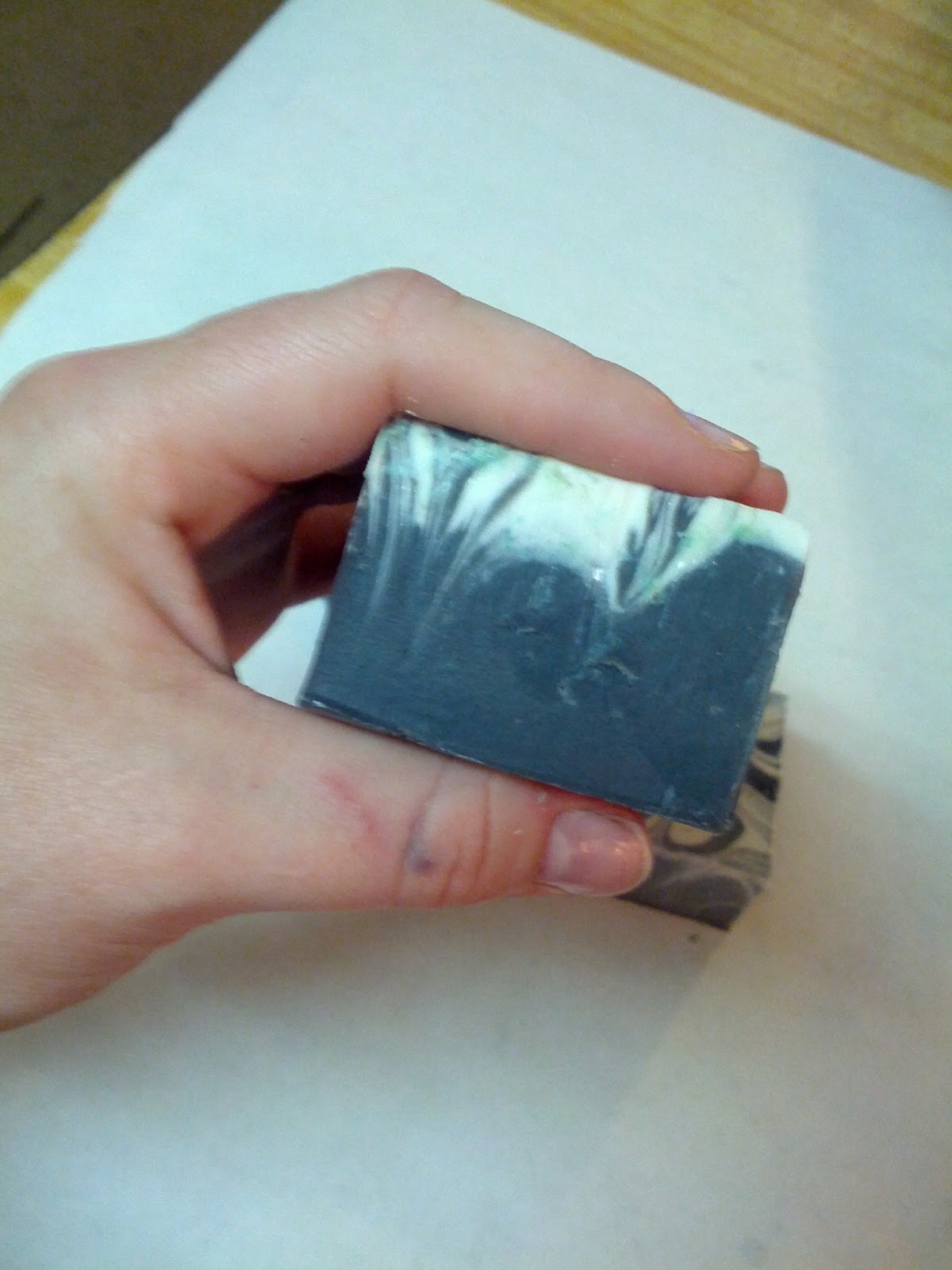 UniqueUseables: New Soap Recipe + Spatula Swirl technique