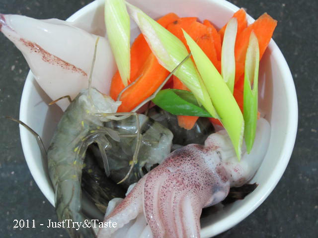Resep Udon dengan Udang, Cumi-Cumi & Sayur | Just Try & Taste