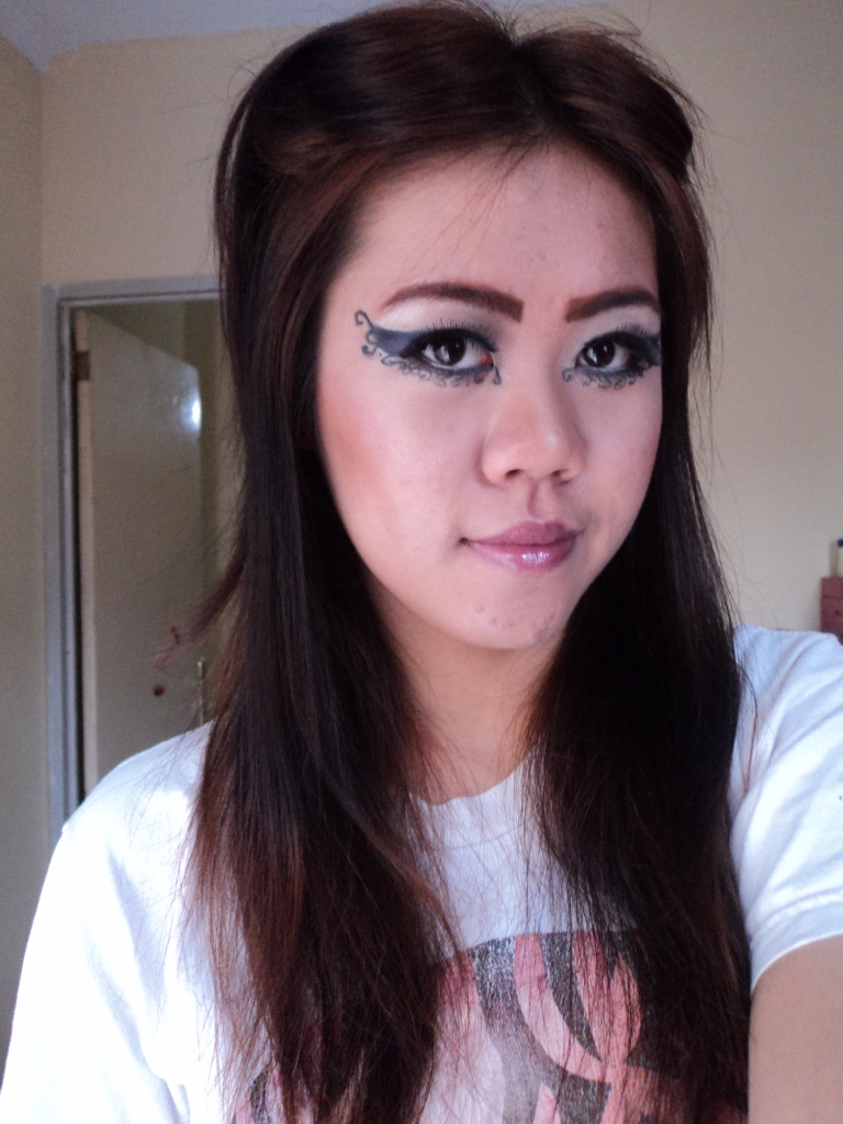 Vrizillya Navaera Clayvia: Tutorial : LACE eyes