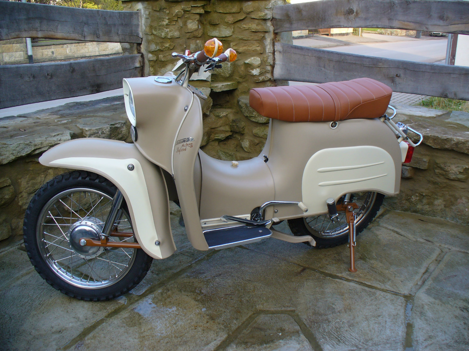 Simson Schwalbe : Schwalbe de Luxe
