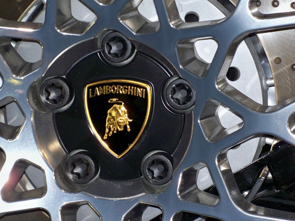 History of All Logos: All Lamborghini Logos