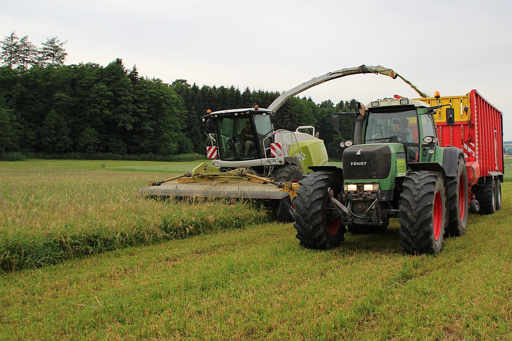 Humer Heiligenberg Agrarservice: GPS Ernte mit Compact Disc 610 und ...