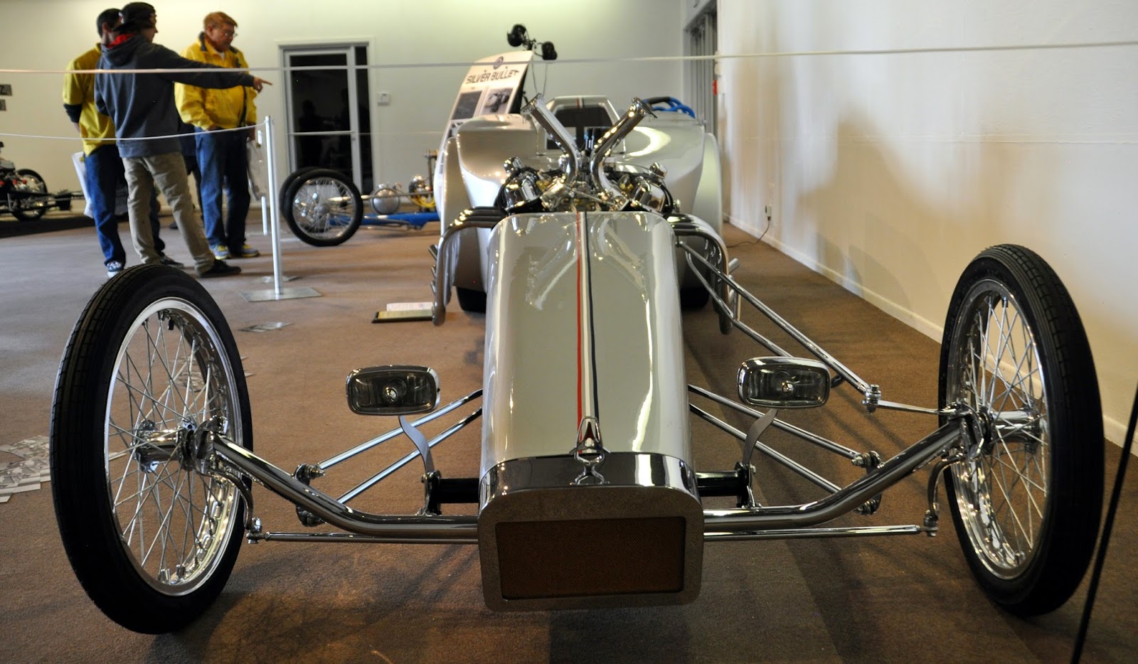 Jin Botol: the Silver Bullet... a 60's slingshot dragster with a 273 cu ...