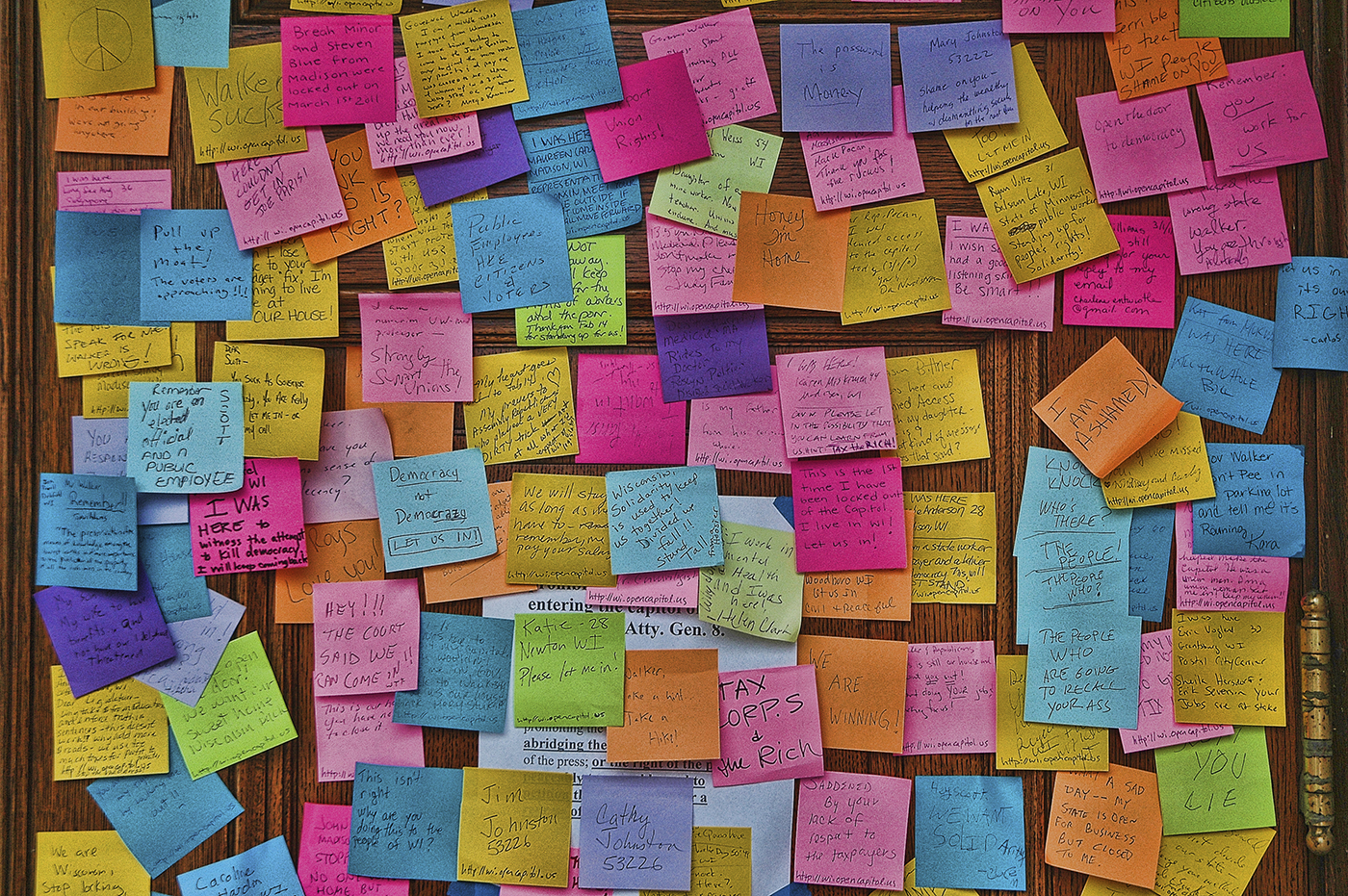 Cílios de Boneca: Tipos de post-its e como usá-los