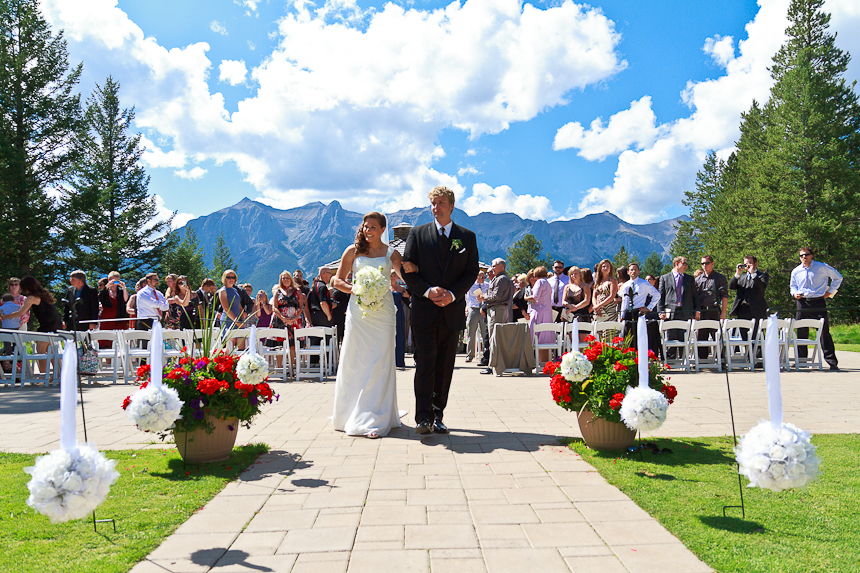 JL Wedding PhotoBlog: Canmore Wedding Photographer - Silvertip Resort