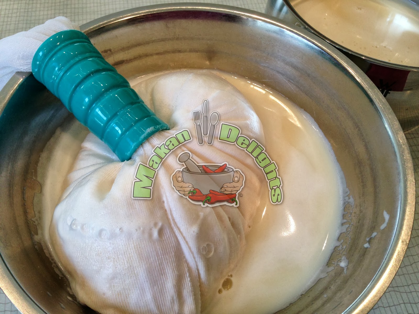 Makan Delights: Soya Bean Curd