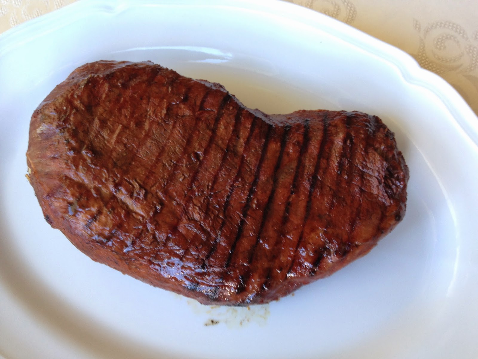 Dalmatian Mom: Grillad luffarbiff - fjäderbladsbog med Aubergineröra ...