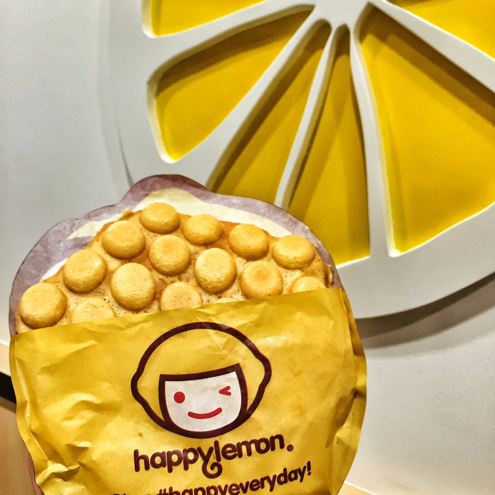 Happy Lemon Bubble Waffle Recipe - Banana-breads.com