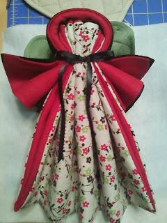 Ronnie McGrath Homemade Crafts: - Kitchen Angels