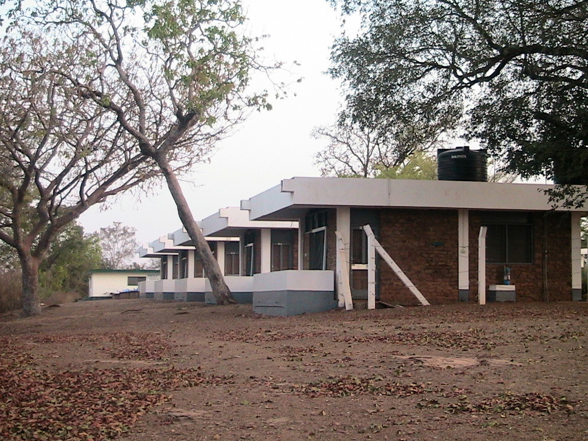 Friendly Neighbourhood Birders: 23. Colours of Africa : Mole National Park