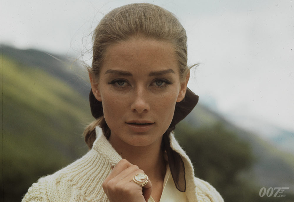 吳공본드 스토리: '007 골드핑거' 출연 영국 여배우, 타니아 맬렛 사망