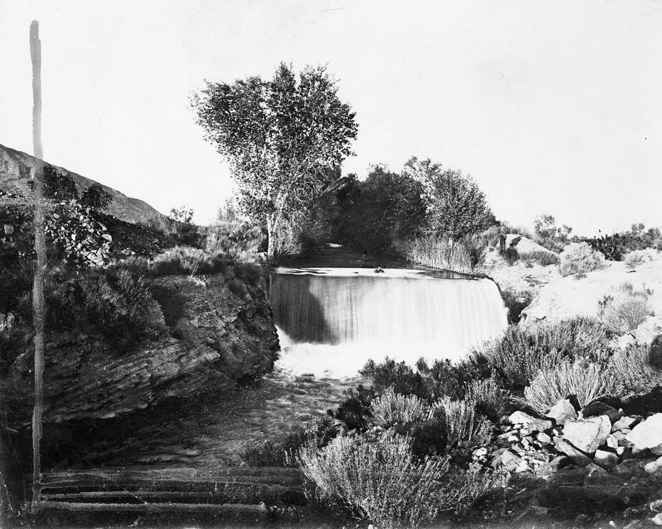 History Adventuring: Walking along the Arizona Canal in 1895