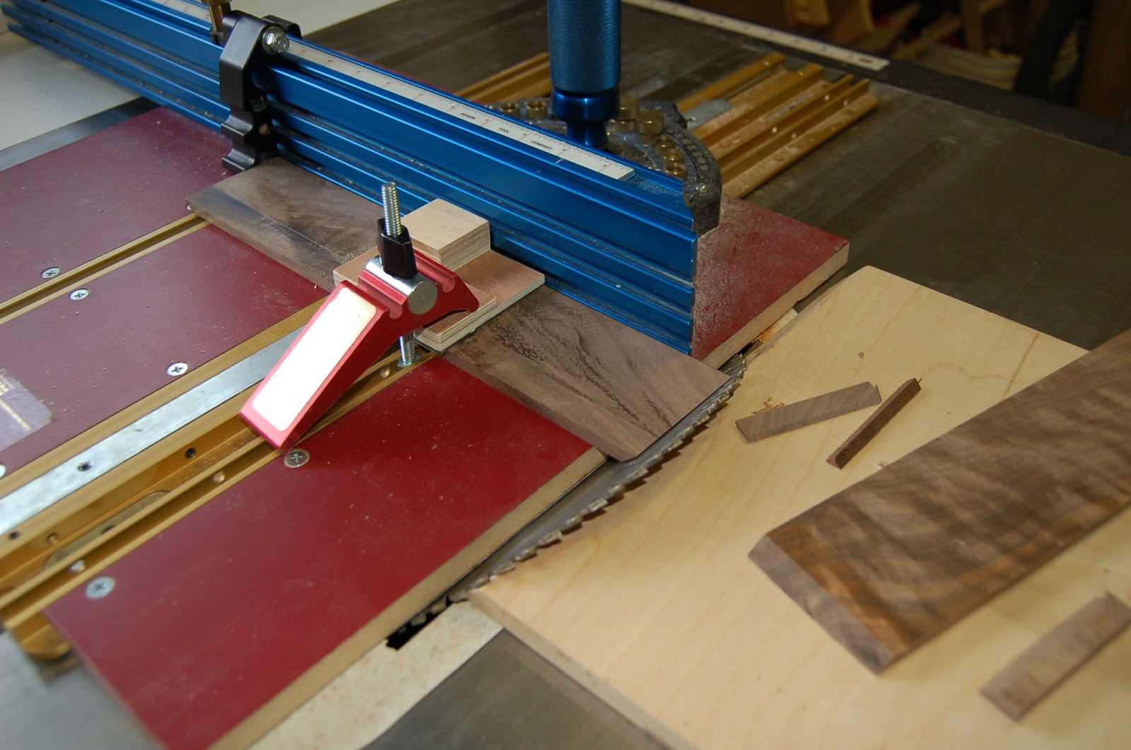 Woodworks Made Easy: Bedroom (Torsion box) Bench