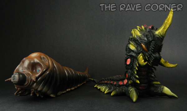 The Rave Corner: Bandai Heisei Mothra Larva Review
