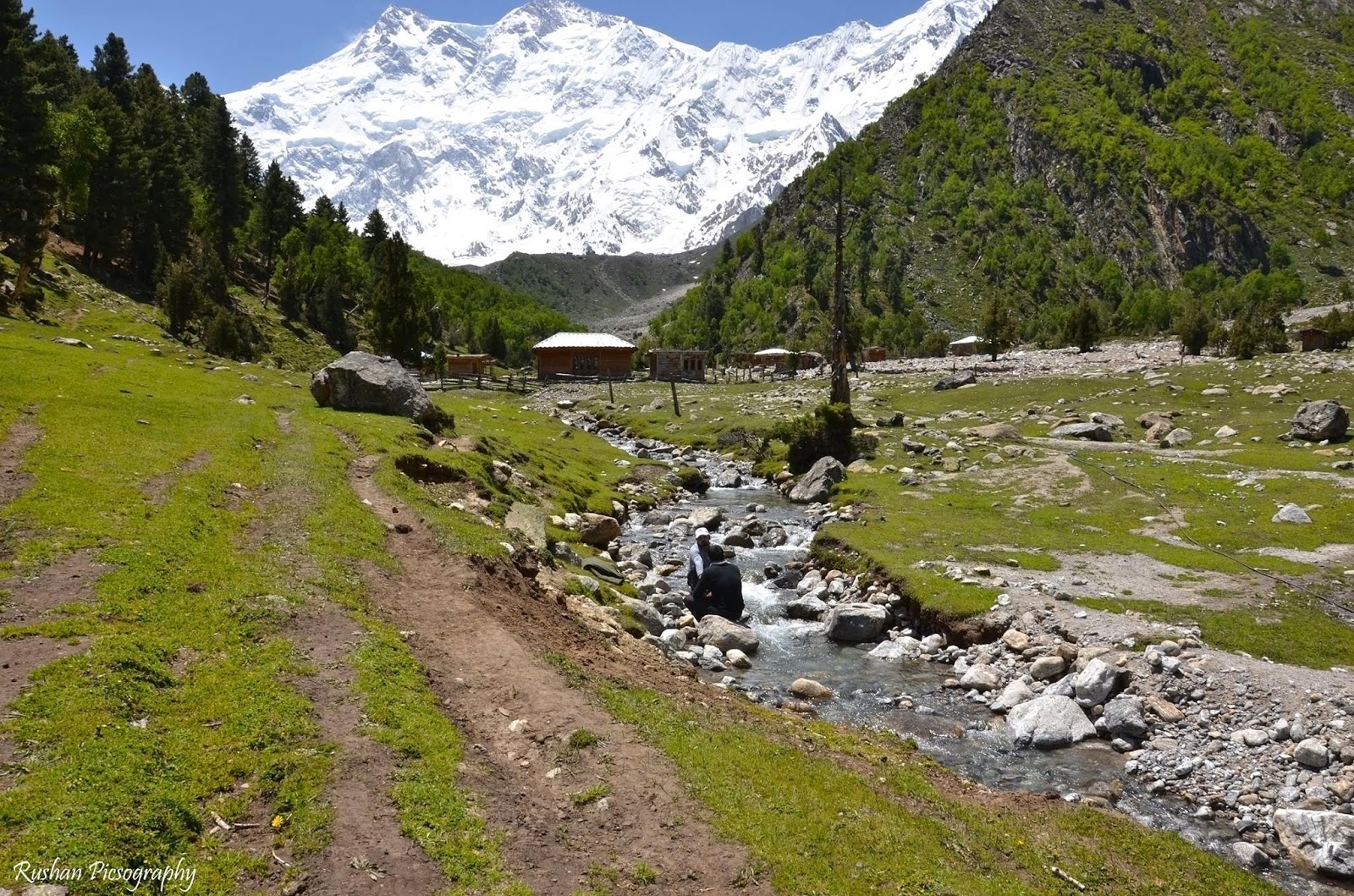 Explore The Beautiful Pakistan