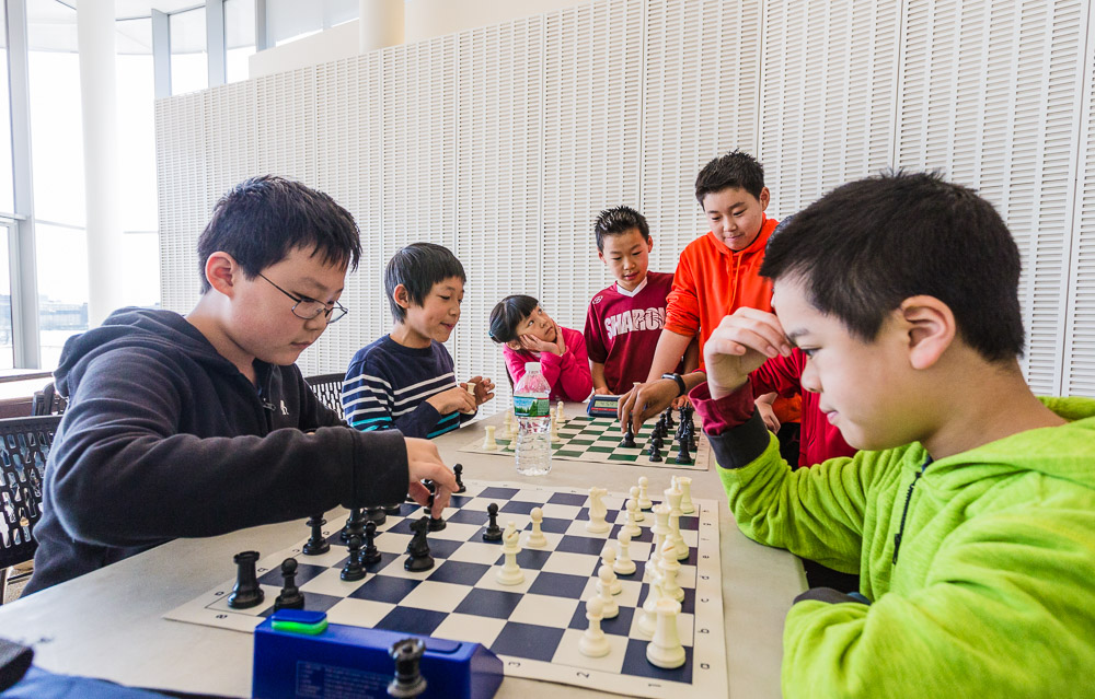 Boylston Chess Club Weblog: Cortizas photos of the MIT Winter Open