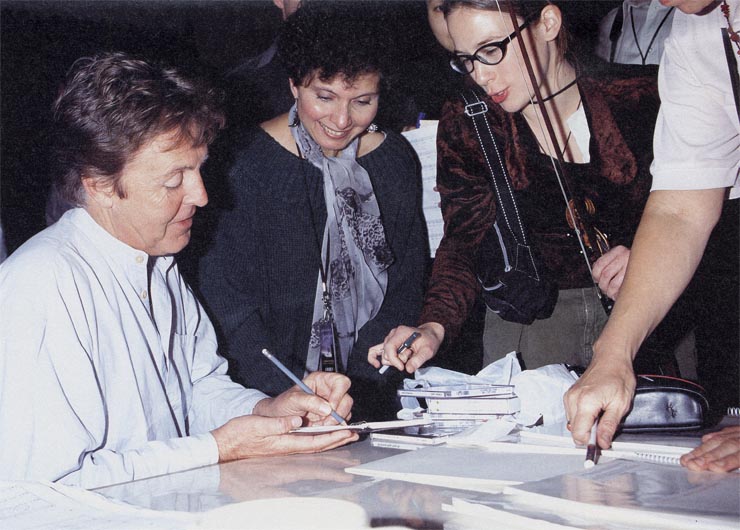 Meet the Beatles for Real: Autograph session