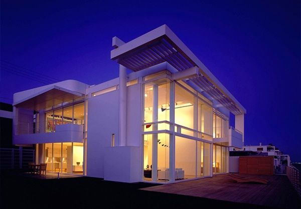 Modern White Beach House Interior Design in California