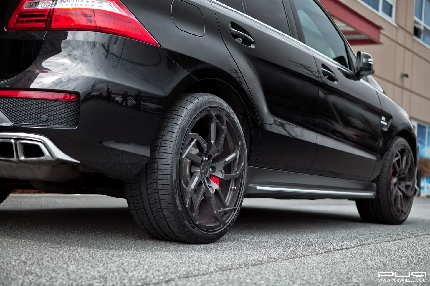 Mercedes-Benz W166 ML63 AMG on RS05 PUR Wheels | BENZTUNING