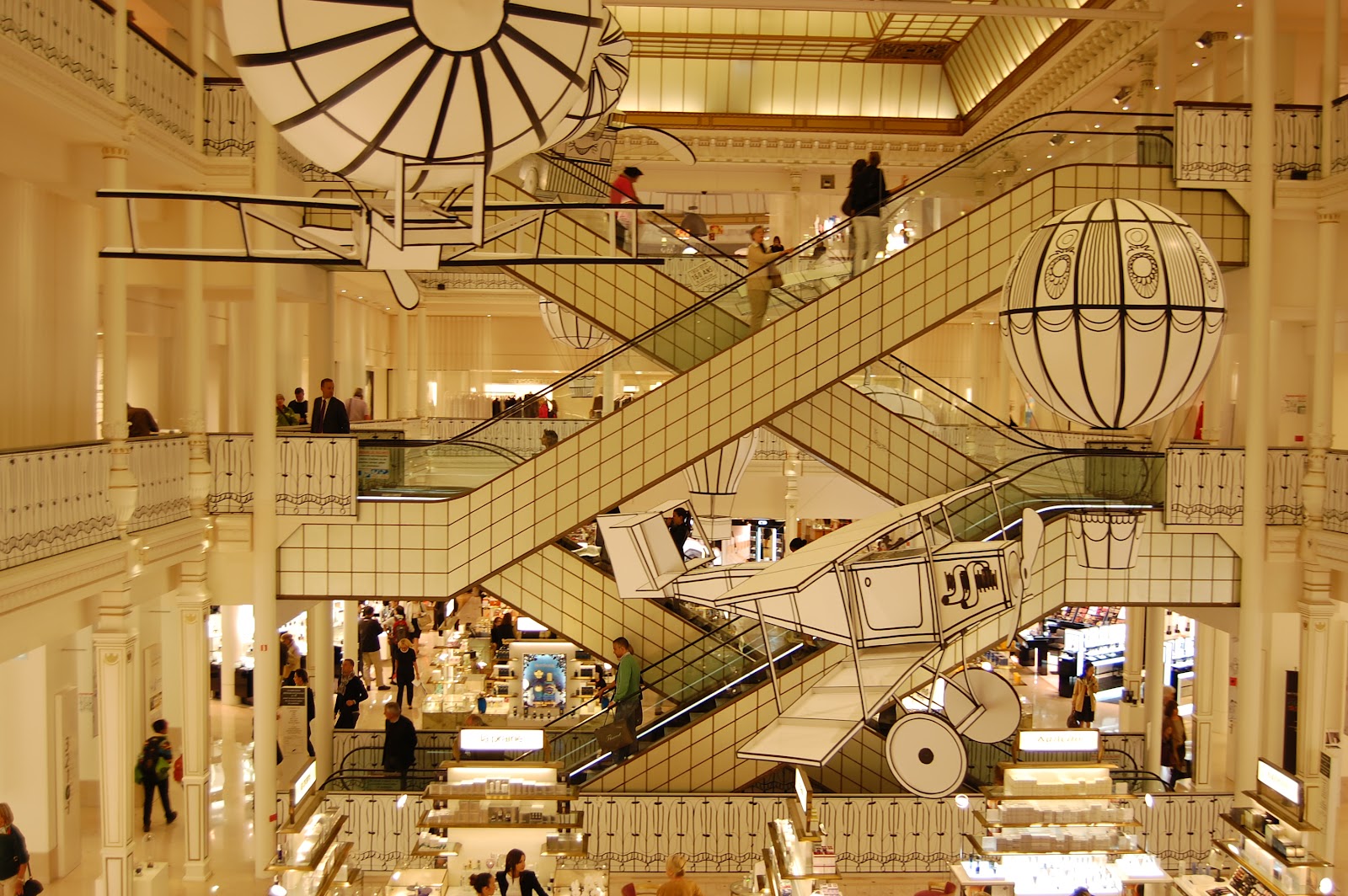 Views From My Kitchen Sink: Le Bon Marche