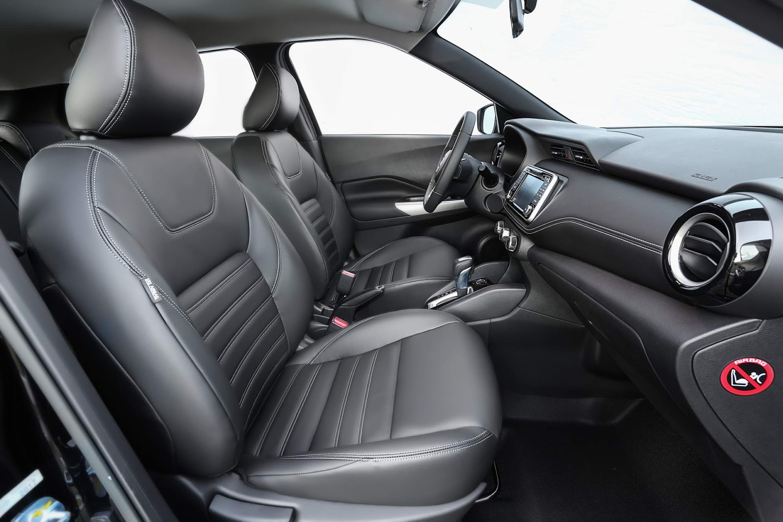 Nissan Kicks 2018: vídeo, consumo, versões e preços