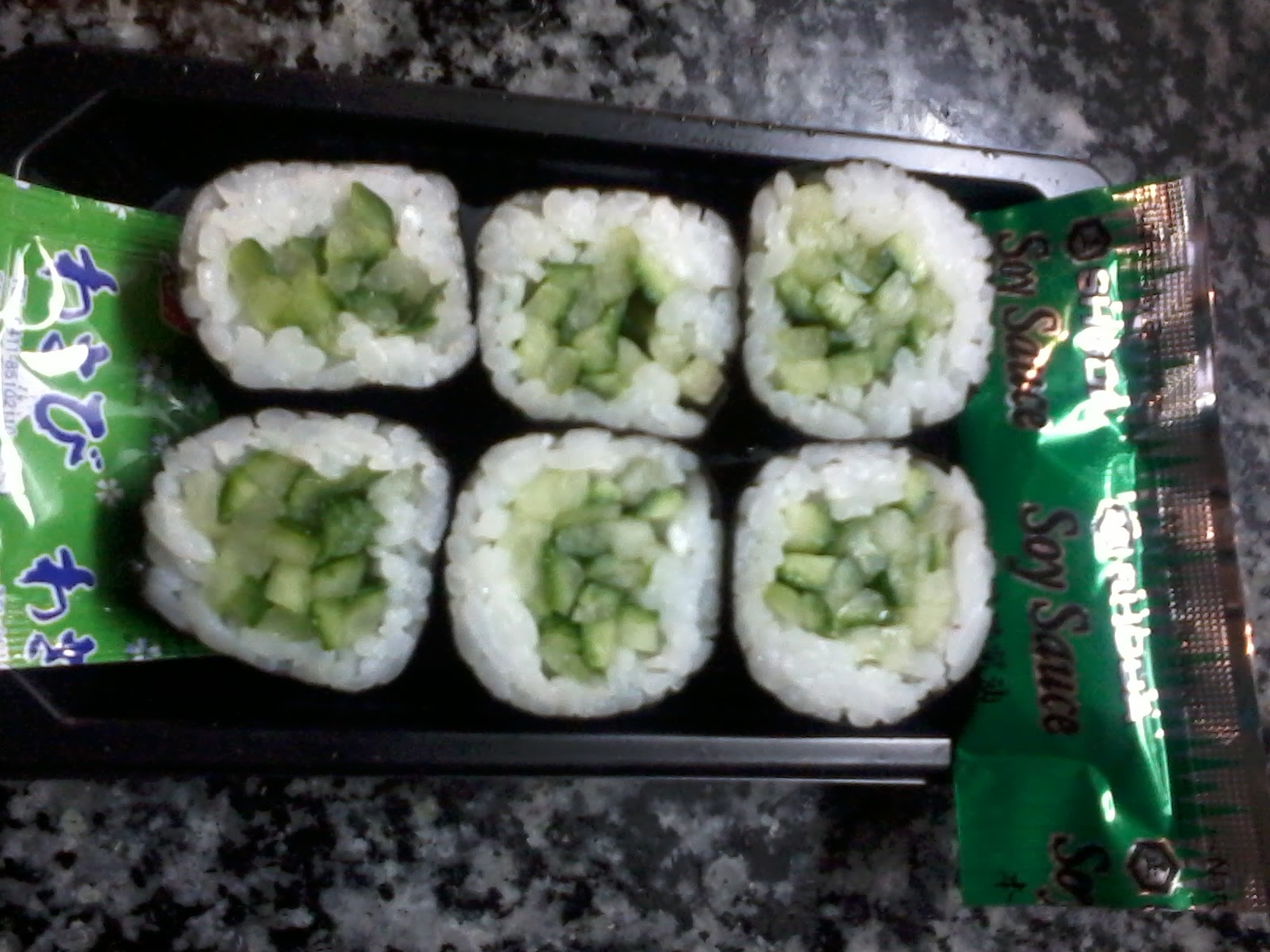 Hoy Quiero Cocinar: ¿Que he cenado hoy? Makis del carrefour!