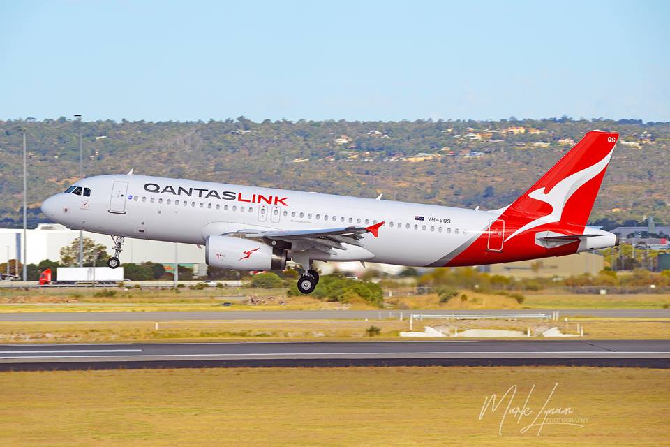 Perth Airport Spotter's Blog: Qantaslink A320-232 VH-VQS arrives ex ...