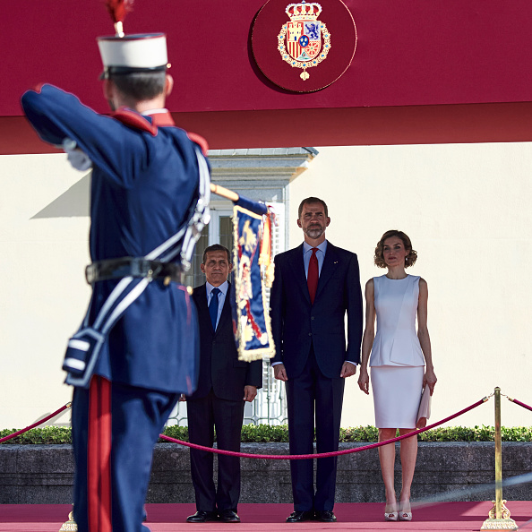 Royal Family Around the World: Spanish Royals Meet President of Peru at ...
