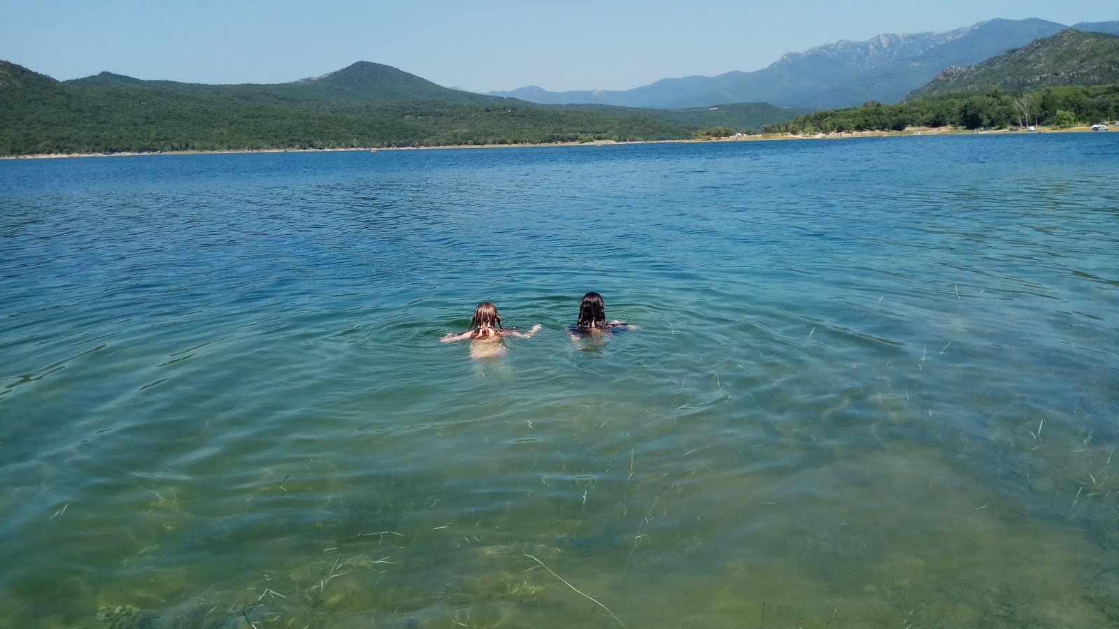 PLAYA DE DARNIUS EN EL PANTANO DE BOADELLA