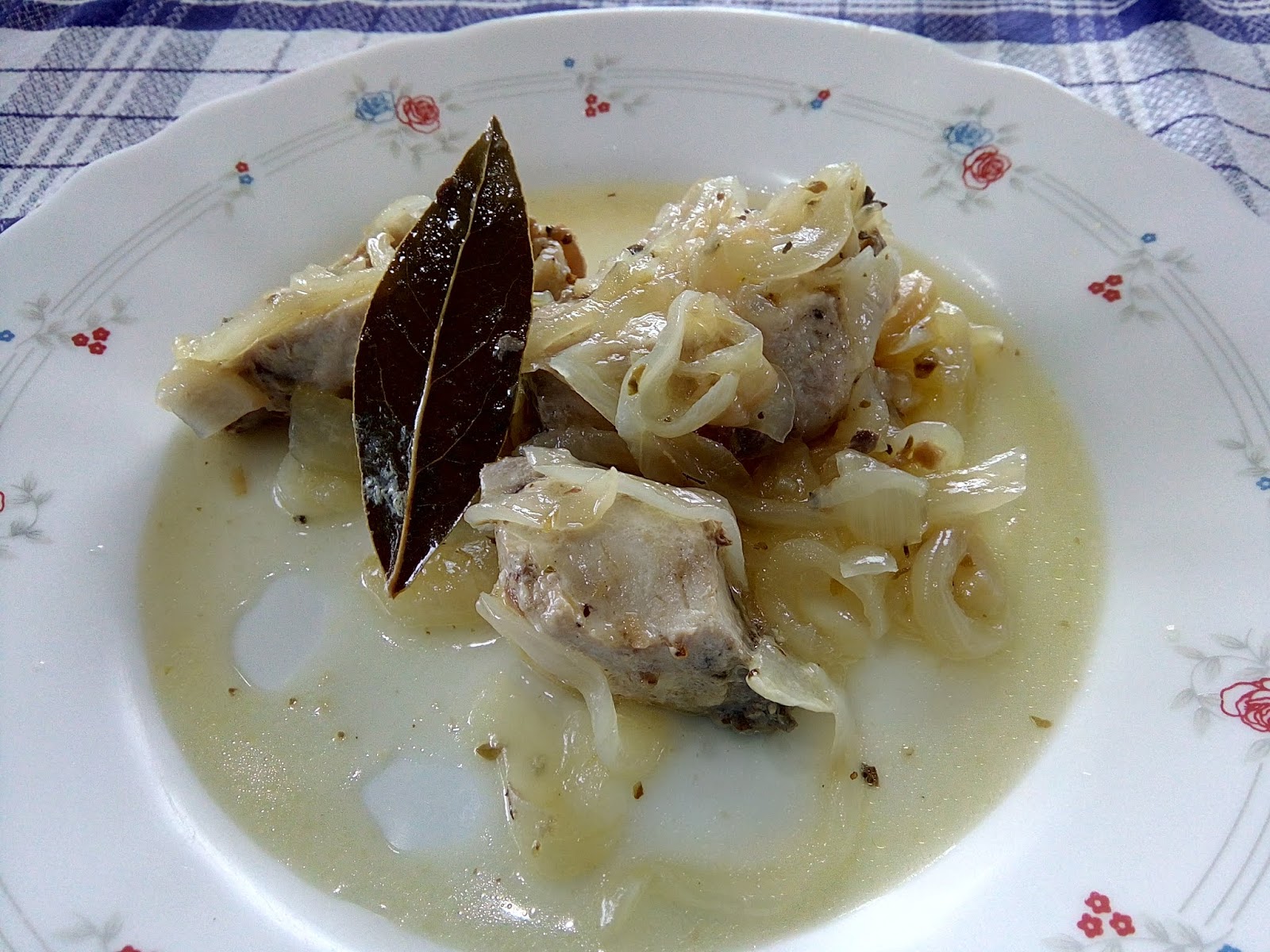 Cocinando con Xiana: Bonito encebollado