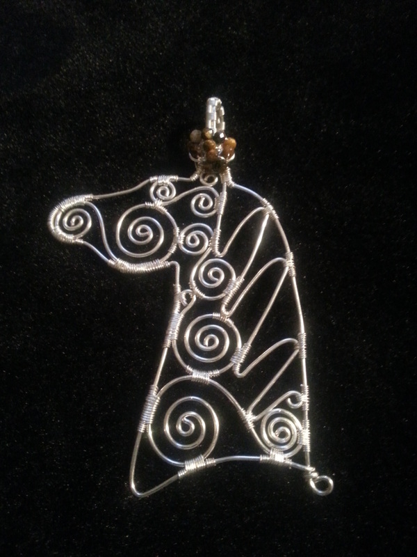 How to Make a Wire Wrapped Horse Head Tutorial / The Beading Gem