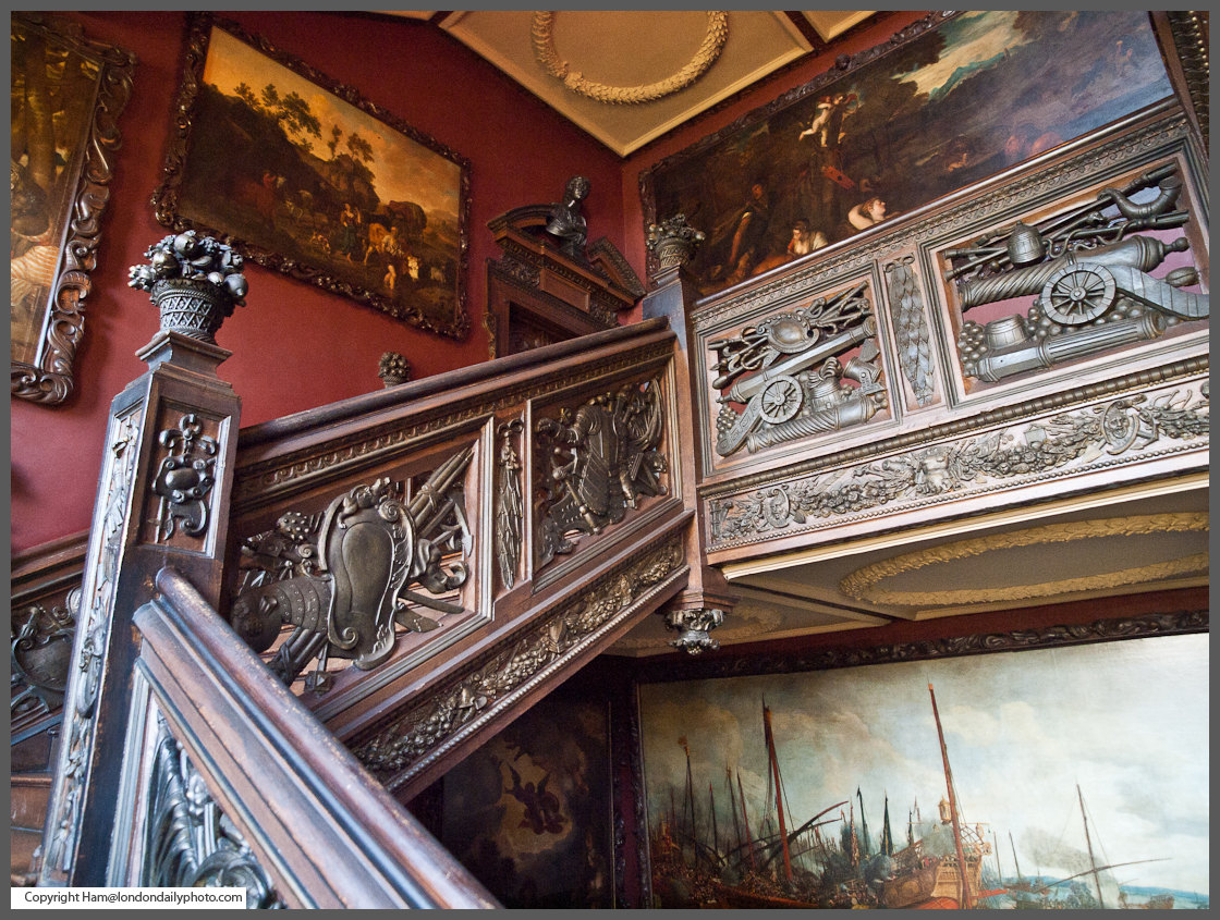 London Daily Photo: Ham's Fantastic Staircase