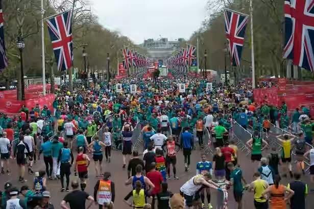 London marathon runner dies after suffering heart attack three miles ...