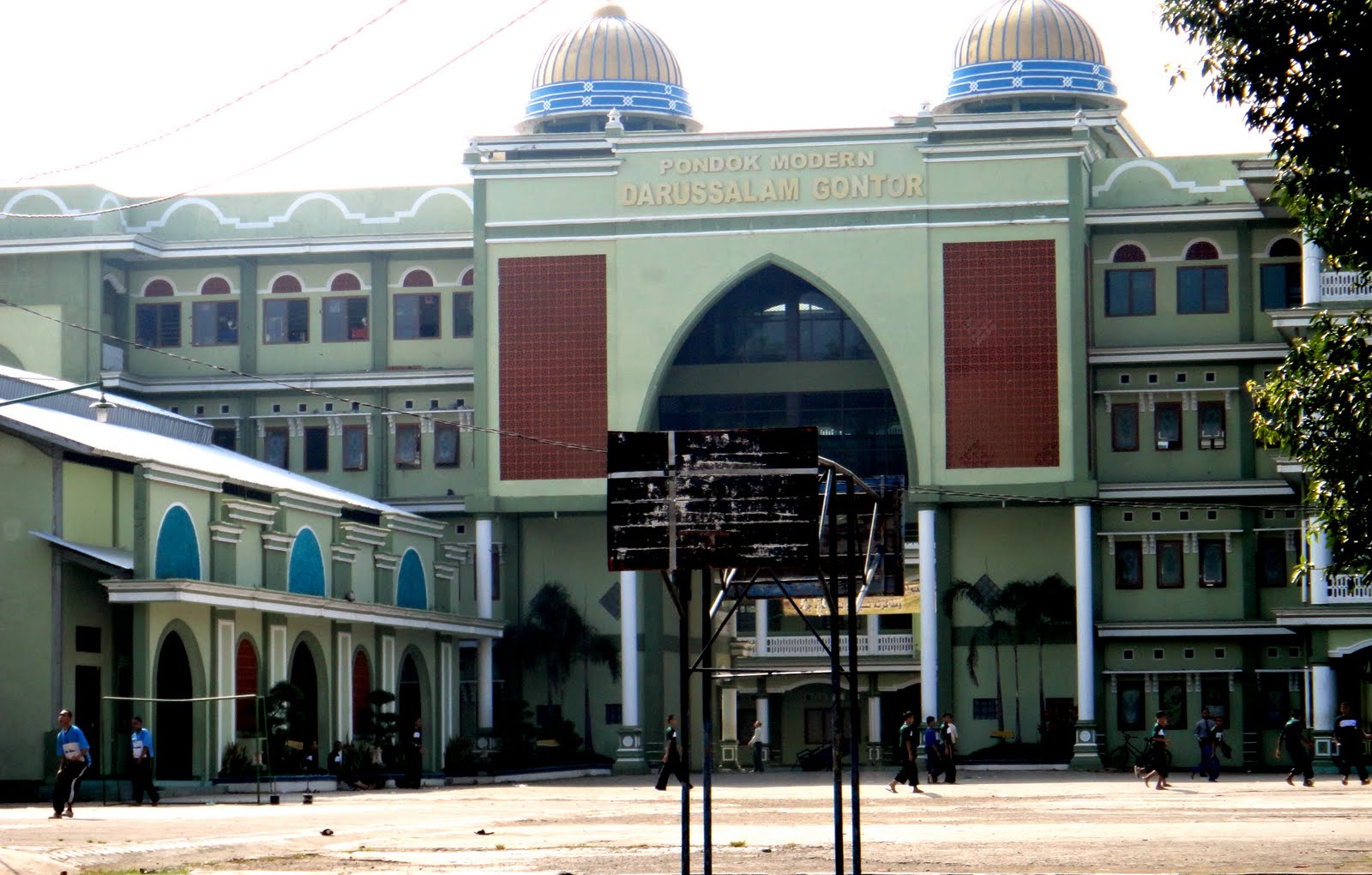 Travelog Mengenal Wajah Kehidupan: Pondok Modern Darussalam Gontor