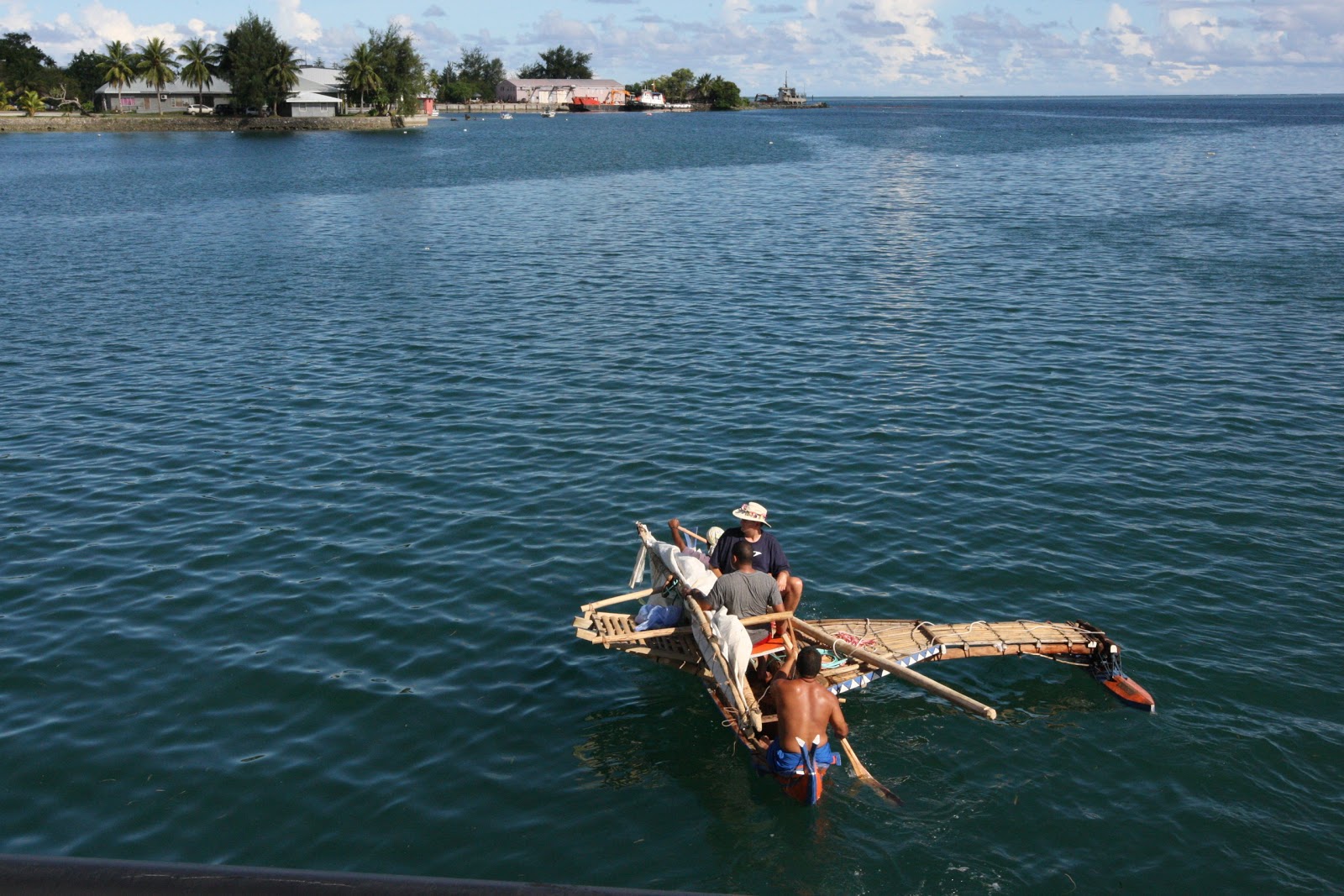 Habele: Traditional Carolinian Canoe Launched in Yap