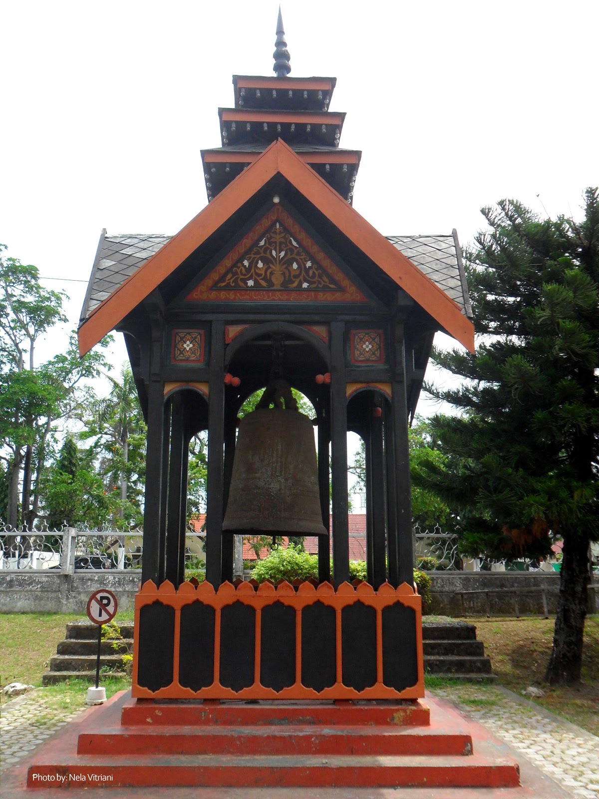 NeL@vie OnLine: Objek Wisata Lonceng Cakra Donya