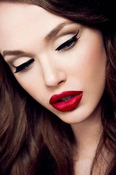 Guidelines for applying red lip color. | FS Fashionista