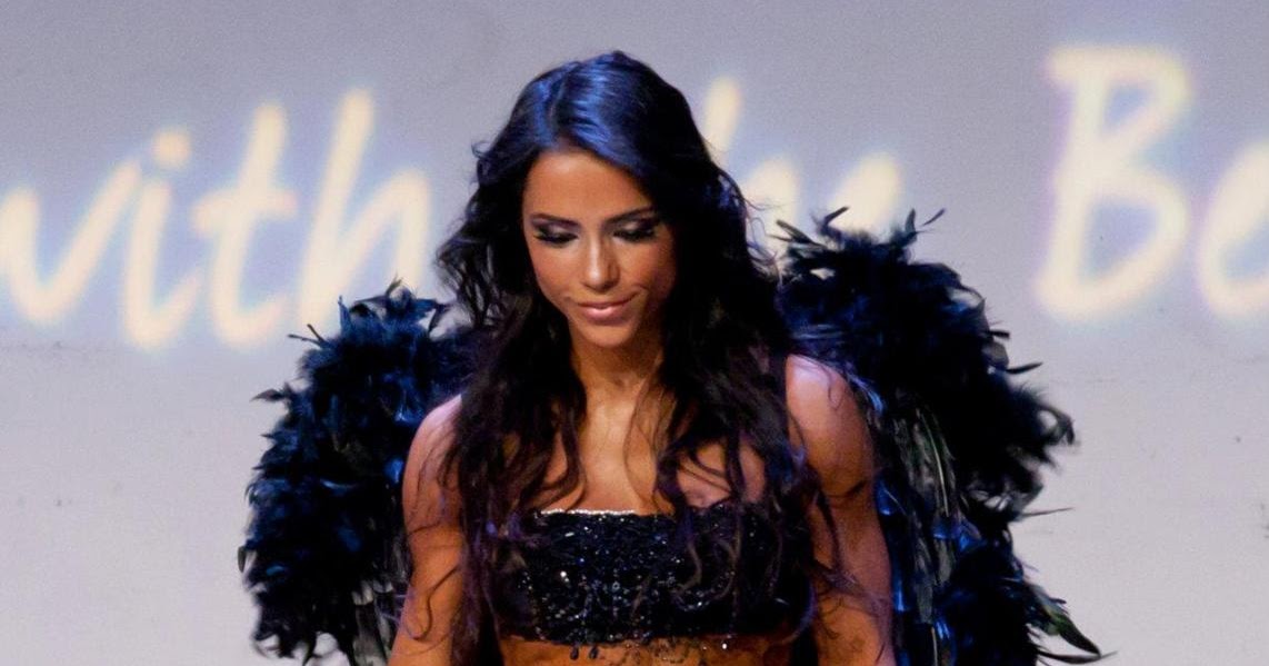 Area Orion: Muscle Angel Andreia Brazier