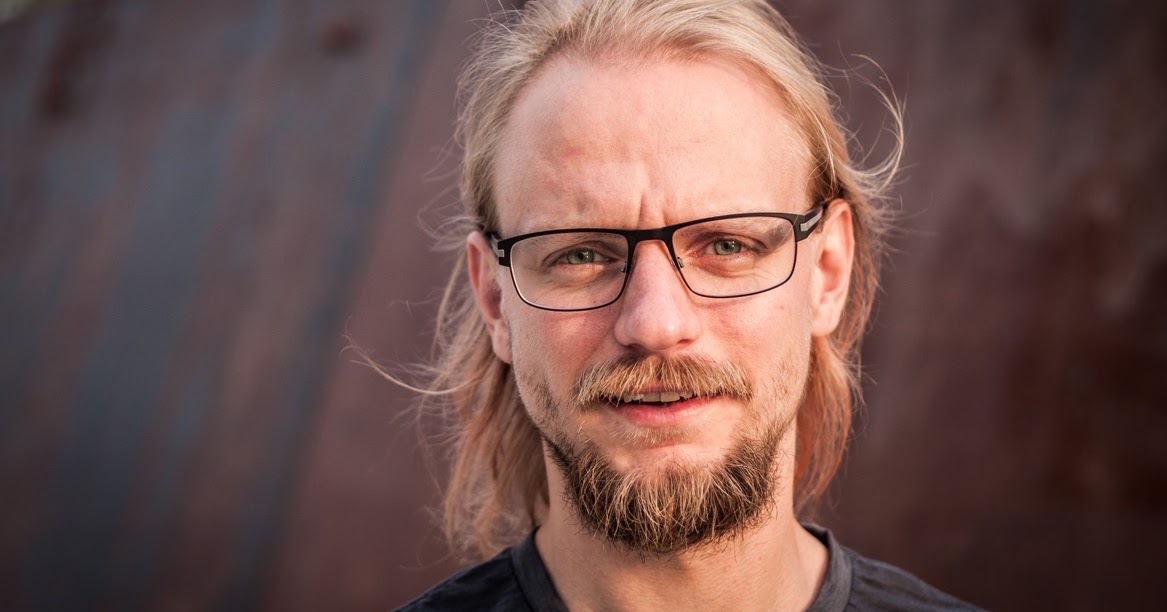 Real Scientists DE: Farbenfrohe Superorganismen - Bastian Greshake ist ...