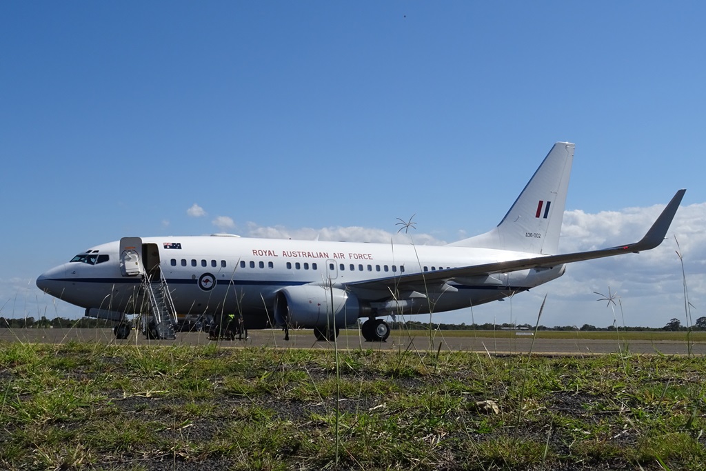 Central Queensland Plane Spotting: A Few Photos of RAAF Boeing B737-7DF ...
