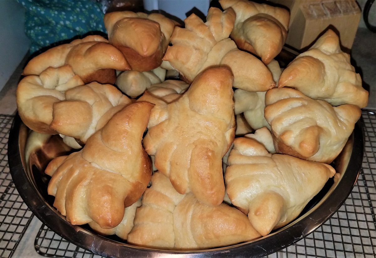 Clever, Crafty, Cookin' Mama: Turkey Bread Rolls