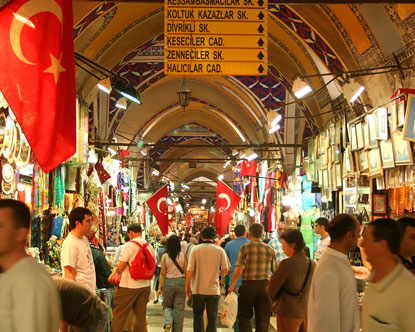 Traveler Guide: Road Way To The Market In Istanbul