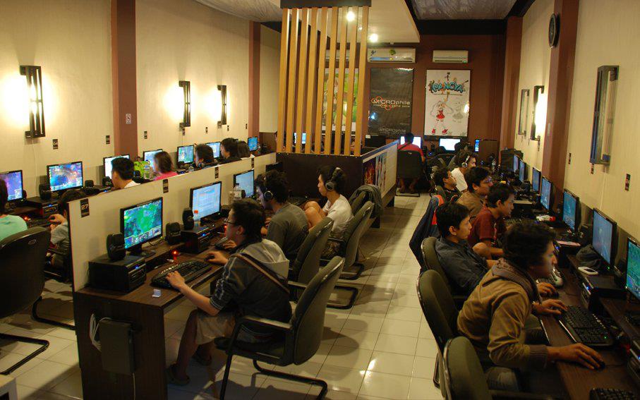 20+ Desain Warnet dan Game Center Minimalis, Mewah dan Terbaik